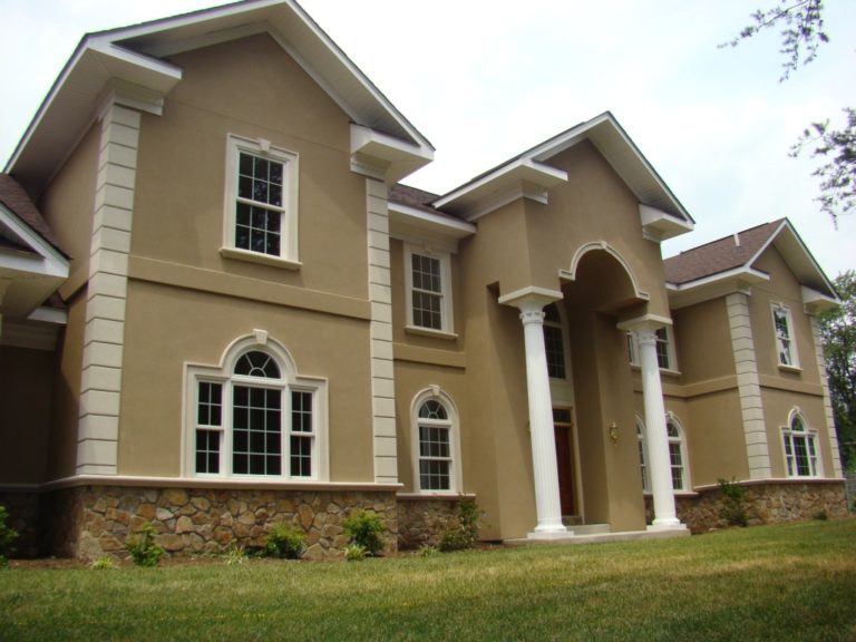 Types of Siding: Comparison of Material Options, Pros & Cons